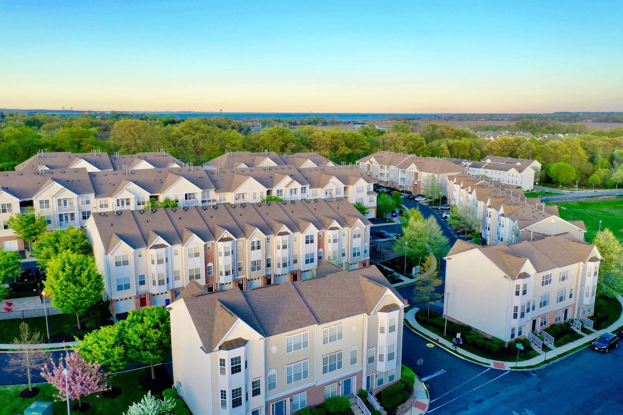 41 Pointe of Woods Dr N, Parlin, NJ 08859 - See Est. Value, Schools & More