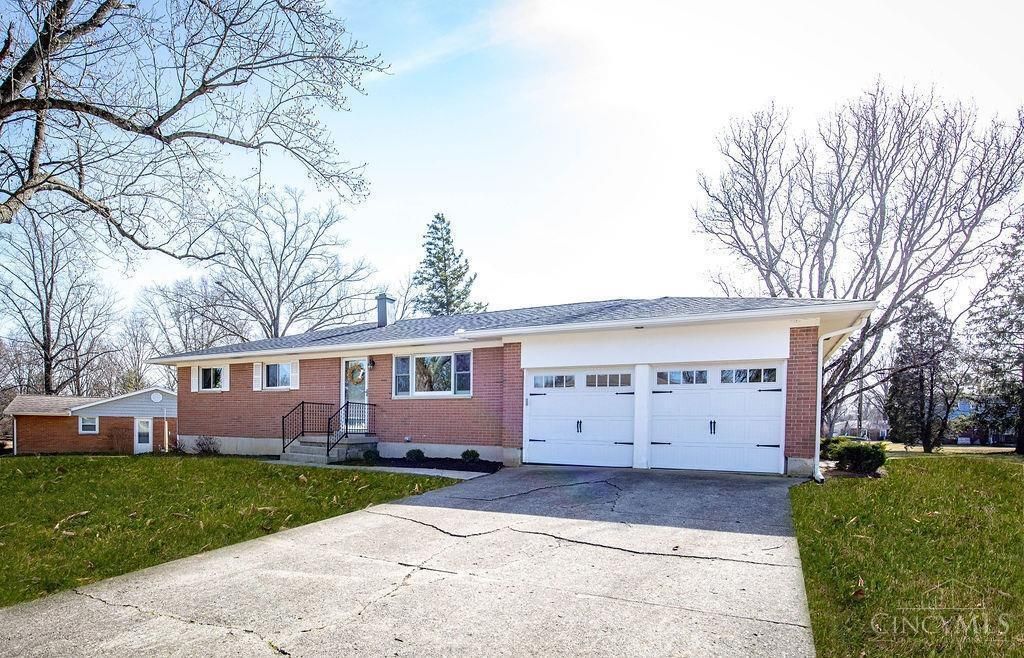 6285 Timothy Ln, Oxford, OH 45056 - See Est. Value, Schools & More