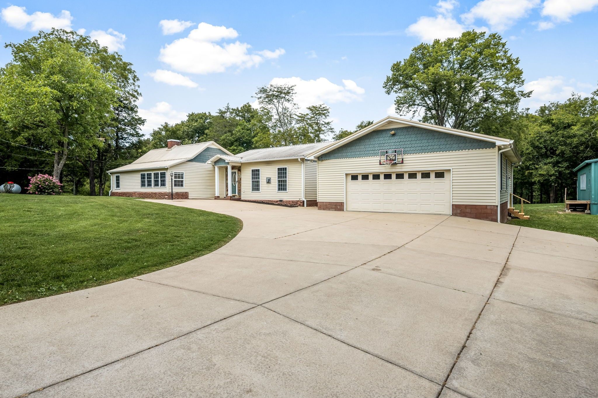 158 Coop Rd, Bell Buckle, TN 37020 | MLS# 2693245 | Trulia