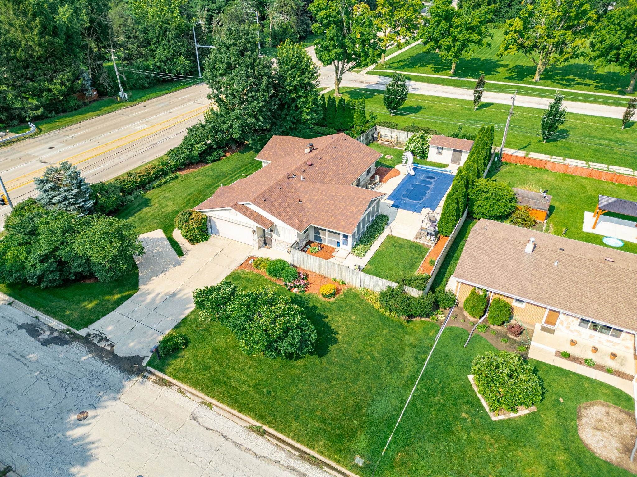 5230 Spring Creek Rd, Rockford, IL 61114 - See Est. Value, Schools & More