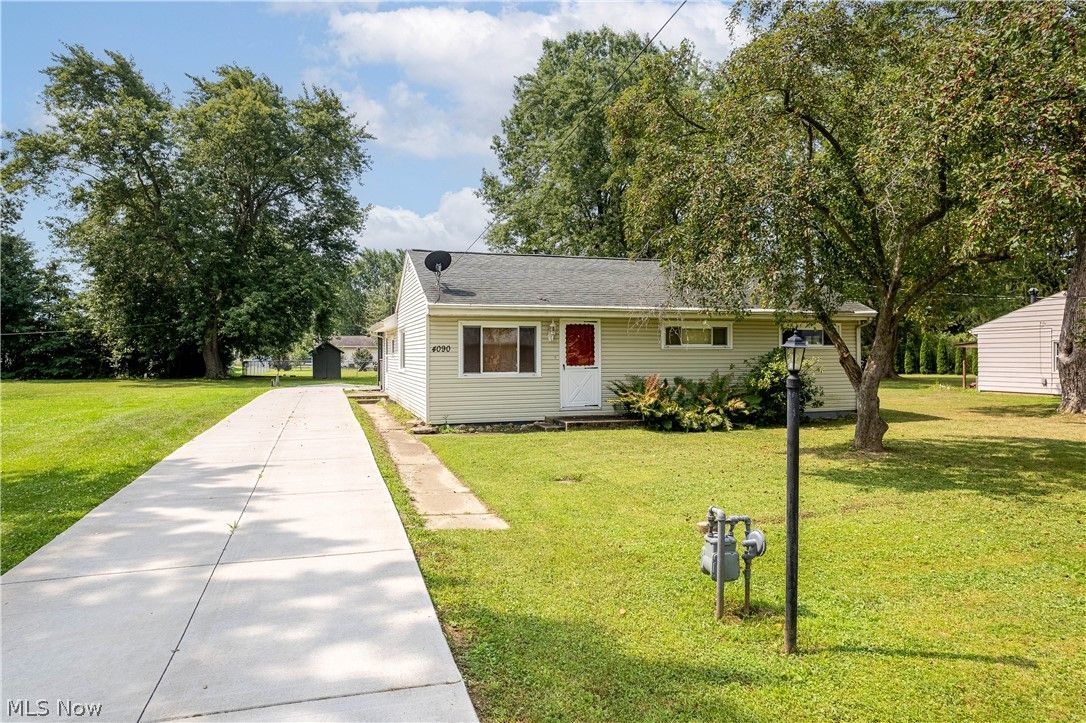 4090 Watkins Rd, Barberton, OH 44203 - See Est. Value, Schools & More