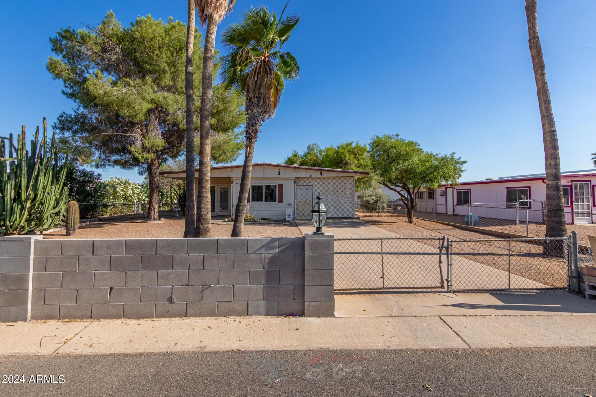 2853 W Ohio St, Apache Junction, AZ 85120 - See Est. Value, Schools & More