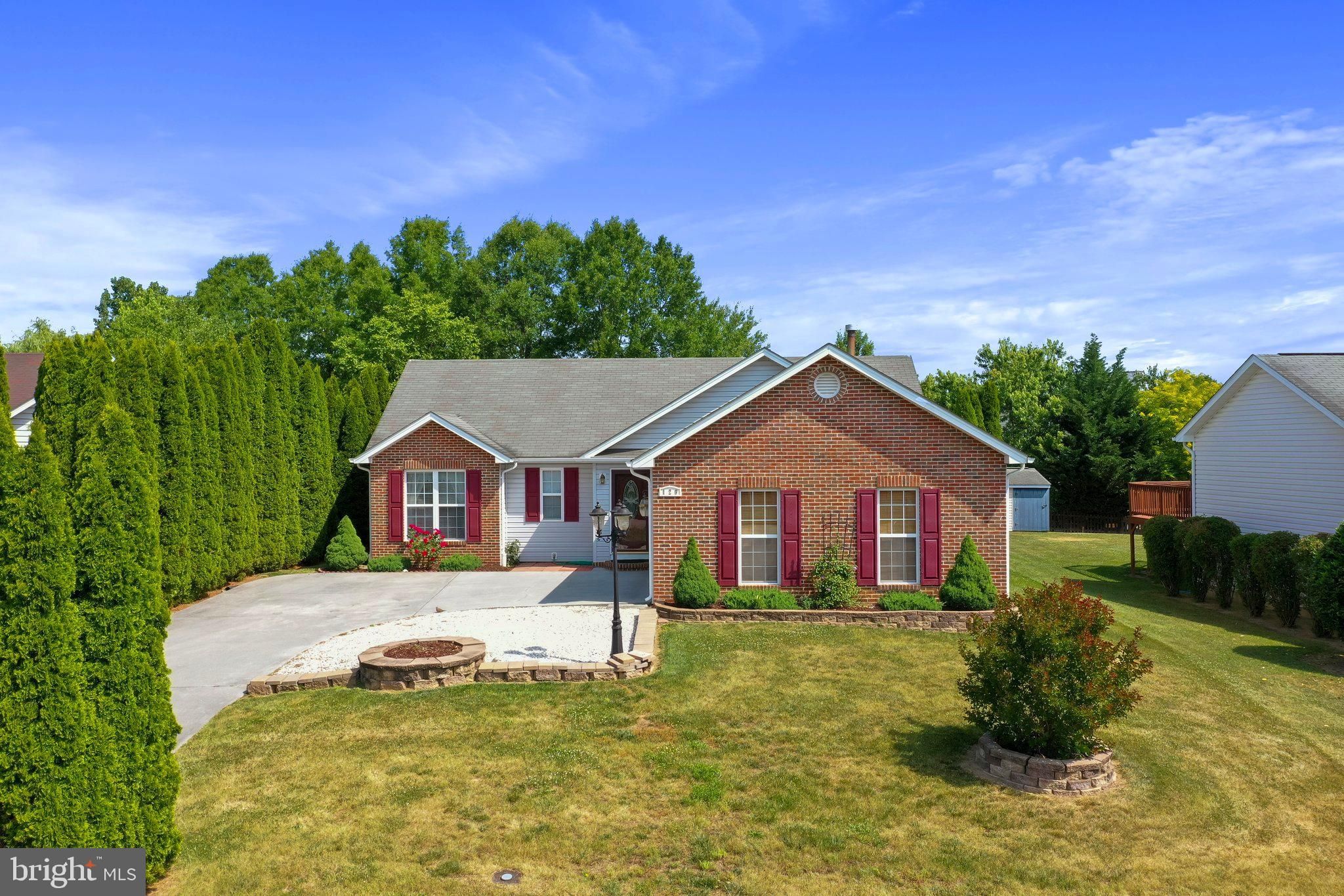 129 Buchannan Dr, Stephens City, VA 22655 - See Est. Value, Schools & More