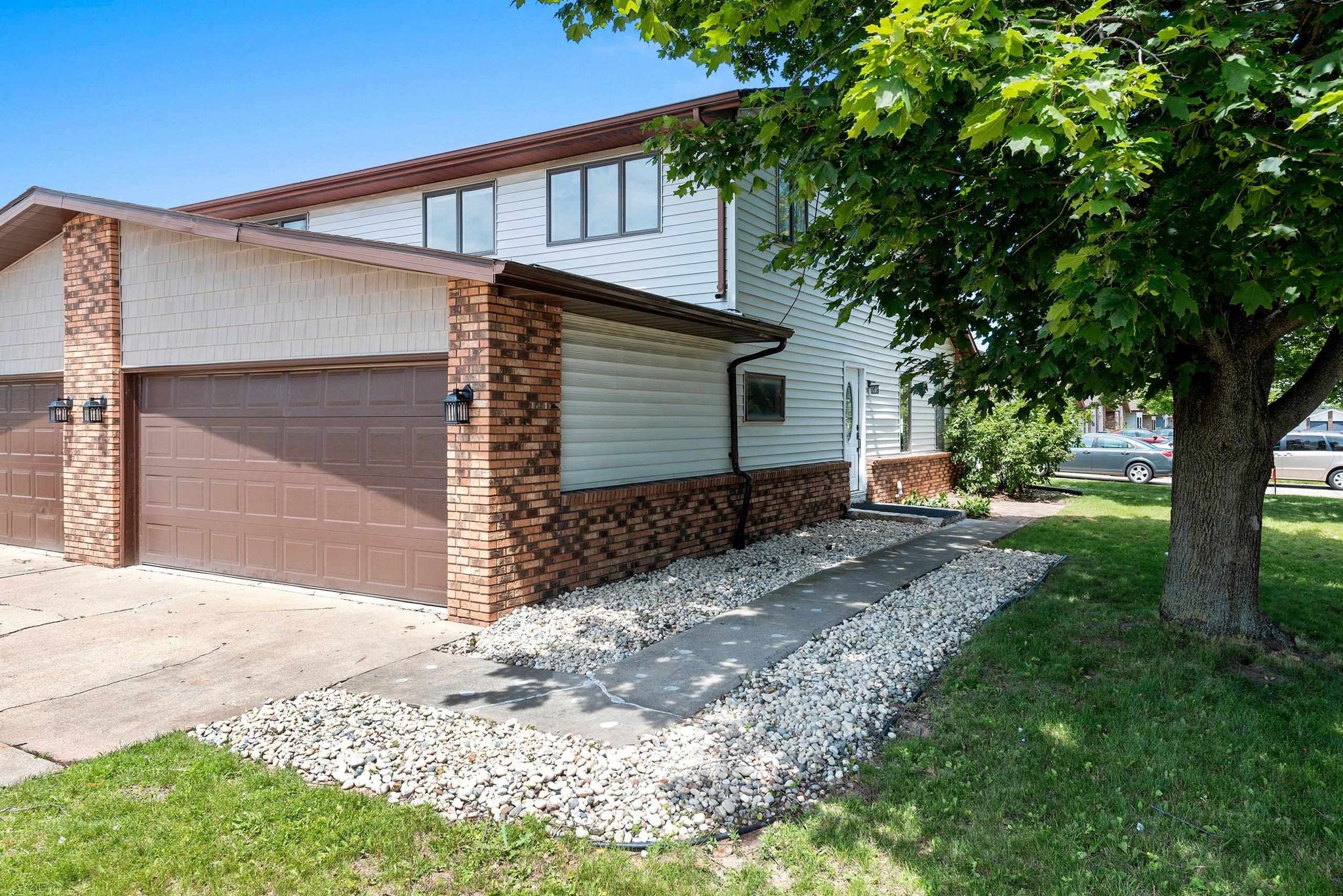 430 E 1st Ave #D, Appleton, WI 54911 - See Est. Value, Schools & More