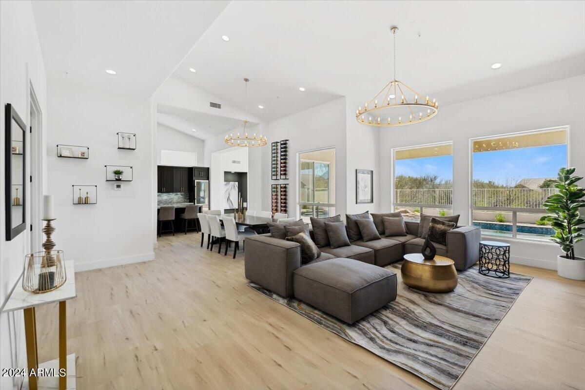 11051 E Oberlin Way, Scottsdale, AZ 85262 - See Est. Value, Schools & More