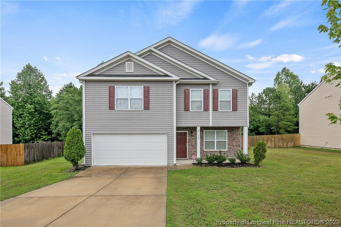 584 Botanical Ct, Bunnlevel, NC 28323 - See Est. Value, Schools & More