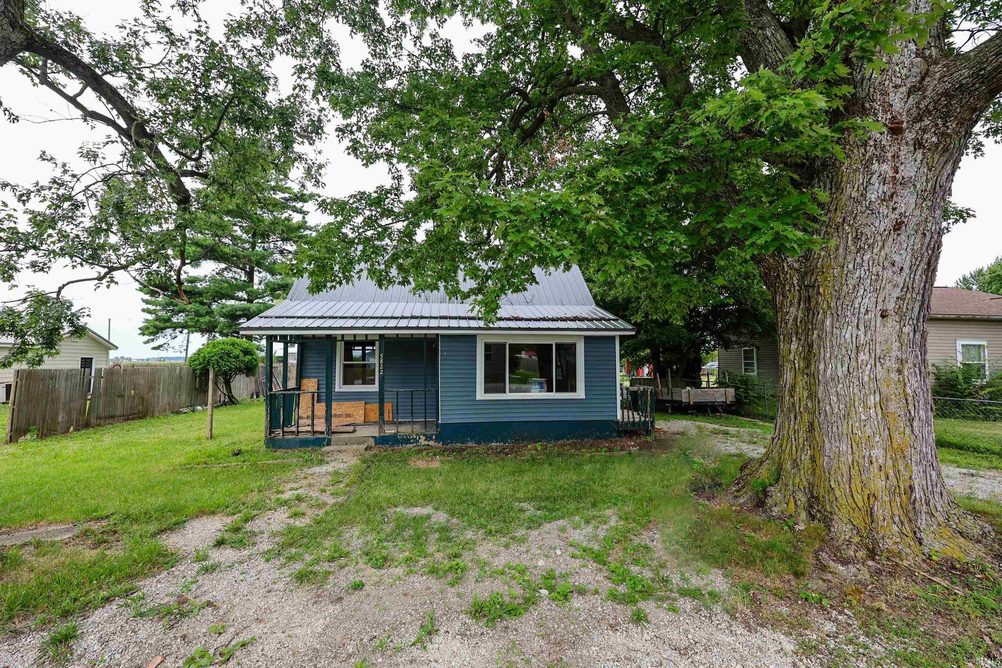 5822 N Sugar St, Uniondale, IN 46791 - See Est. Value, Schools & More