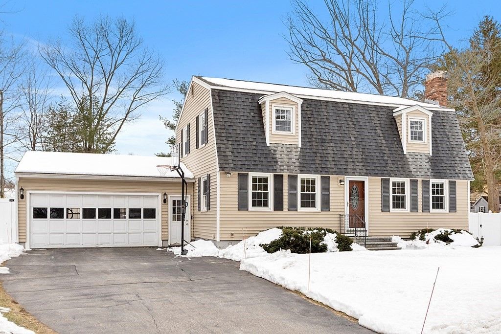 5 Gettysburg Dr, Nashua, NH 03064 | Trulia