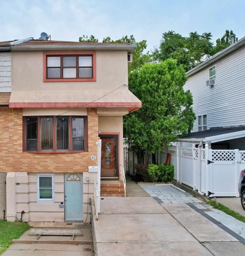 43 Rome Ave, Staten Island, NY 10304 - See Est. Value, Schools & More