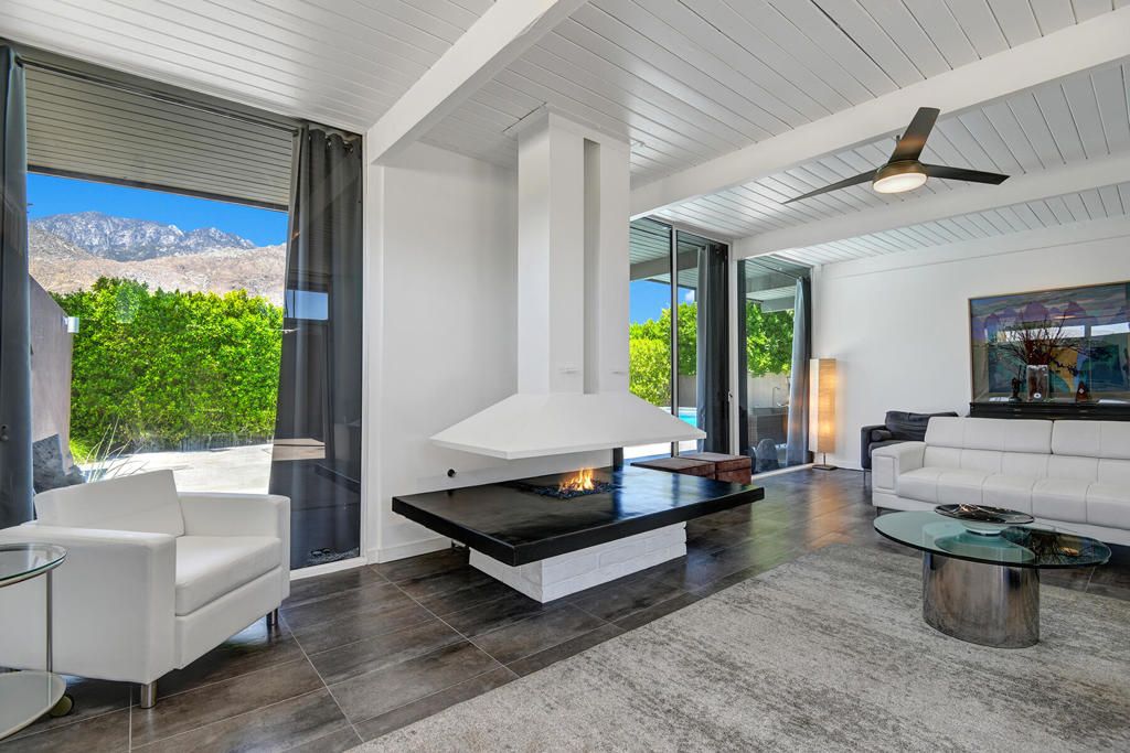 1500 E Palm Tree Dr, Palm Springs, CA 92264 - See Est. Value, Schools ...