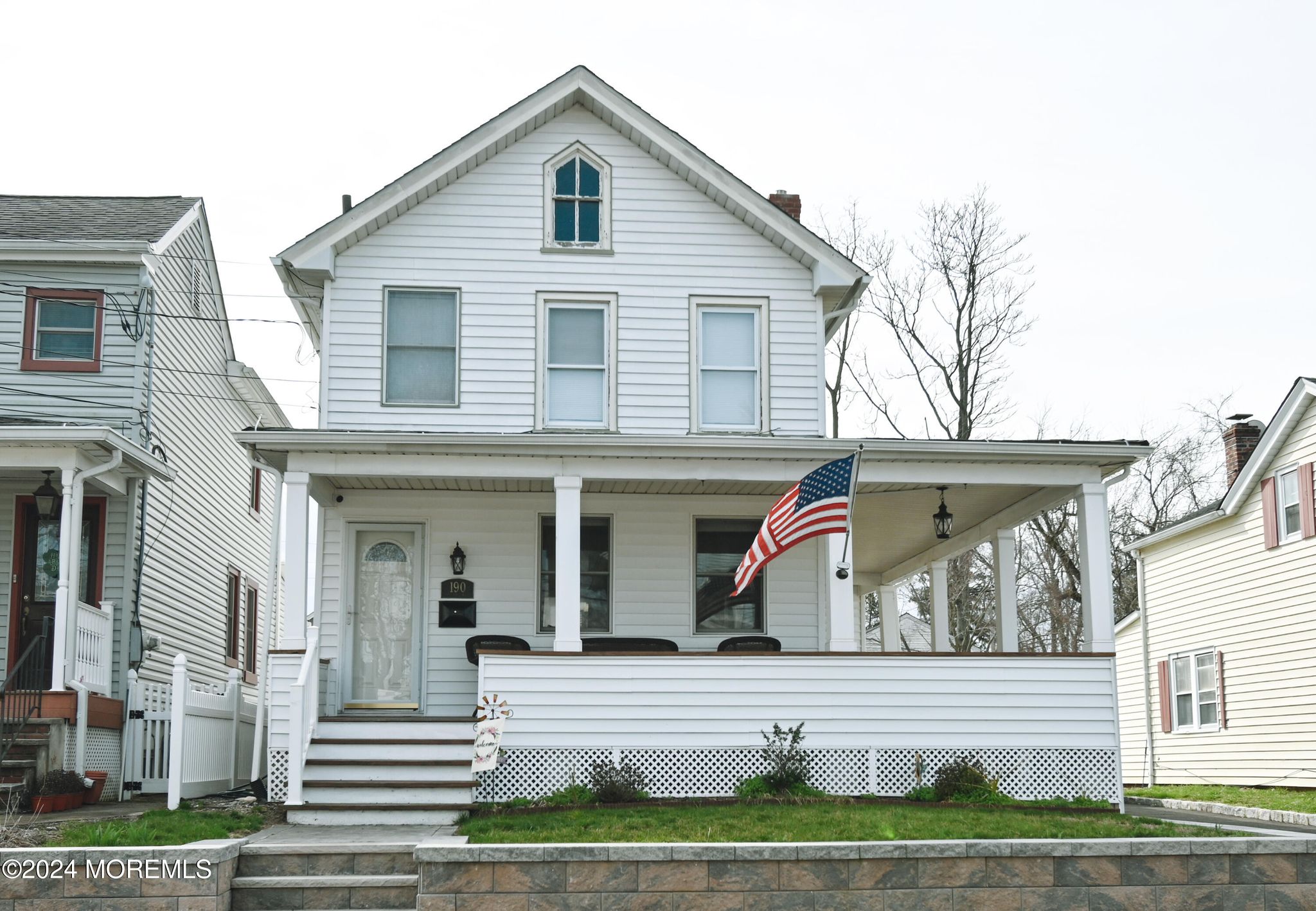 190 2nd Street, Keyport, NJ 07735 - See Est. Value, Schools & More