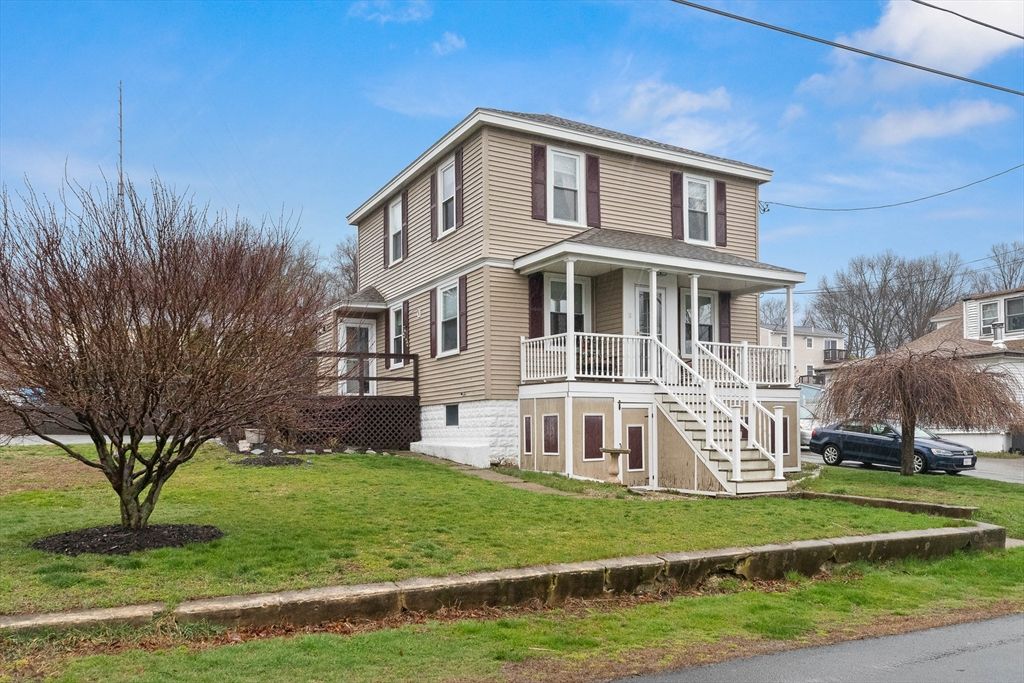 11 Studley St, Haverhill, MA 01832 - See Est. Value, Schools & More