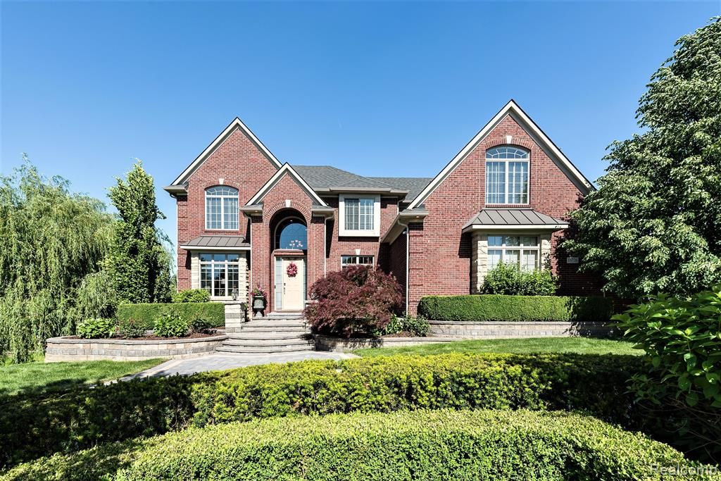 16726 Forest Dr, Northville, MI 48168 | Trulia