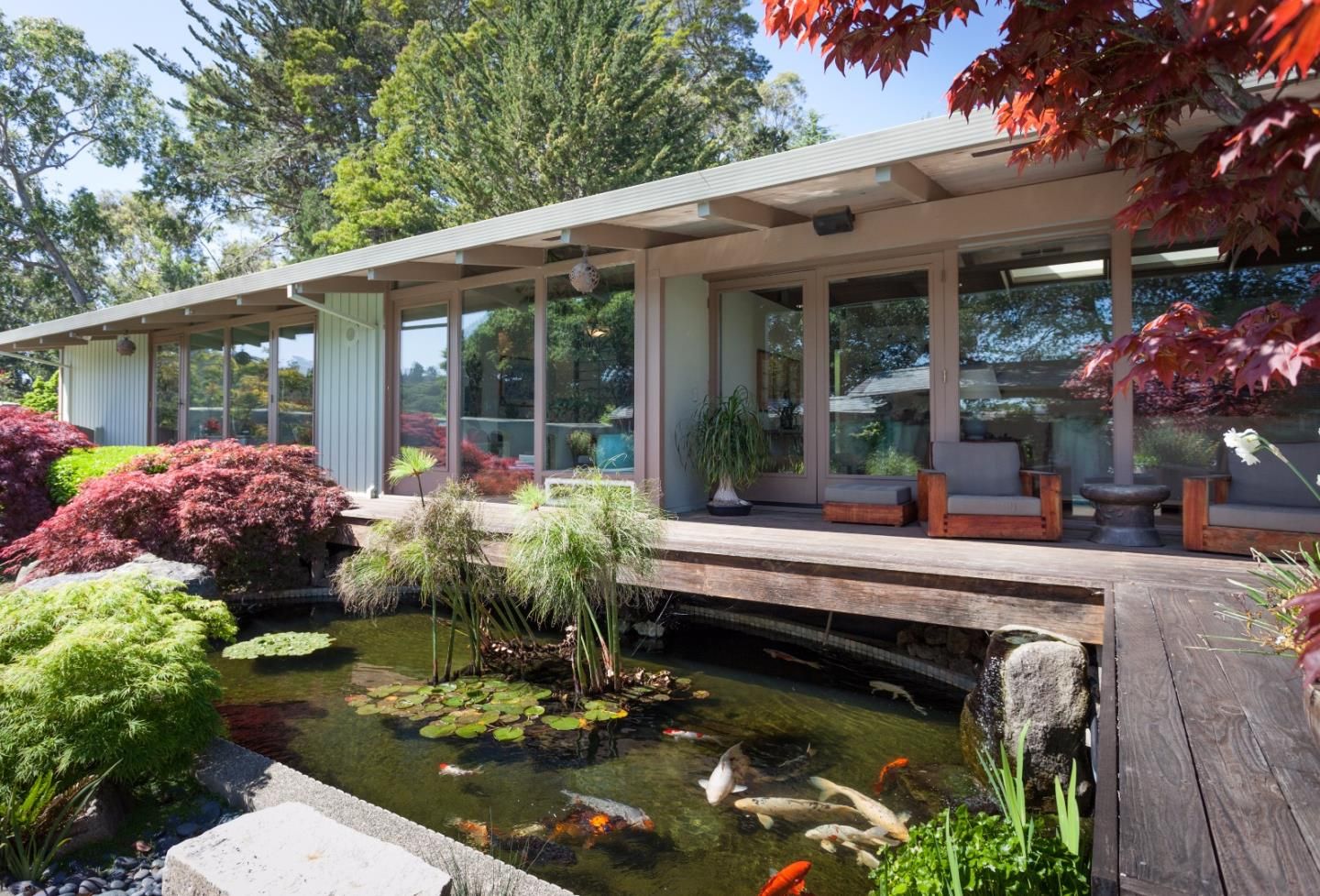 35 Via Delizia, Hillsborough, CA 94010 - See Est. Value, Schools & More