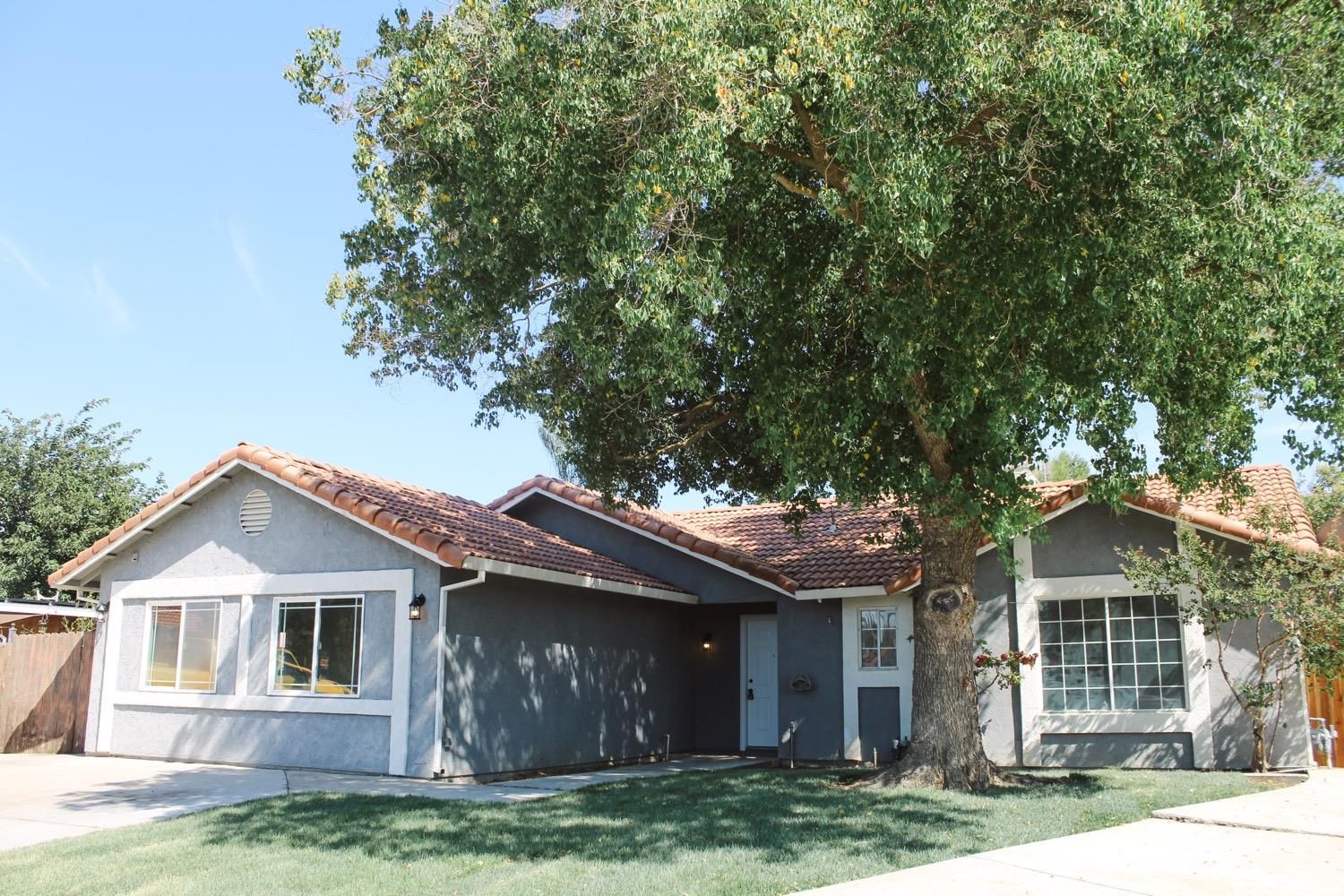 102 Vincient Ct, Los Banos, CA 93635 - See Est. Value, Schools & More