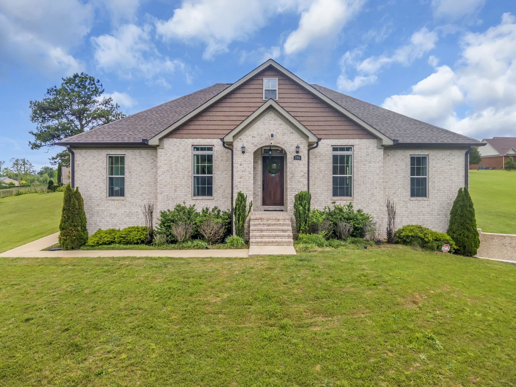 396 Double Eagle Dr, Summertown, TN 38483 - See Est. Value, Schools & More