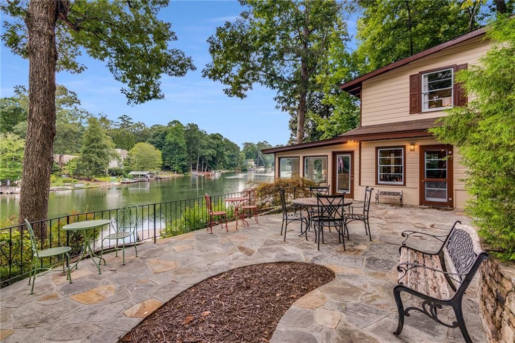 138 Lakeshore Dr, Berkeley Lake, GA 30096 - See Est. Value, Schools & More