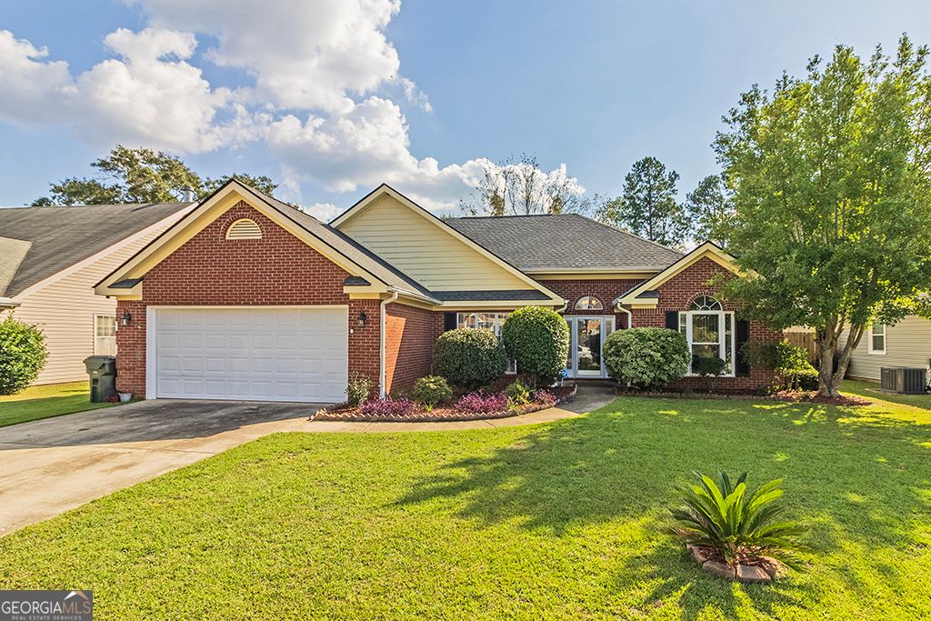 408 Pebblebrook E, Warner Robins, GA 31088 - See Est. Value, Schools & More