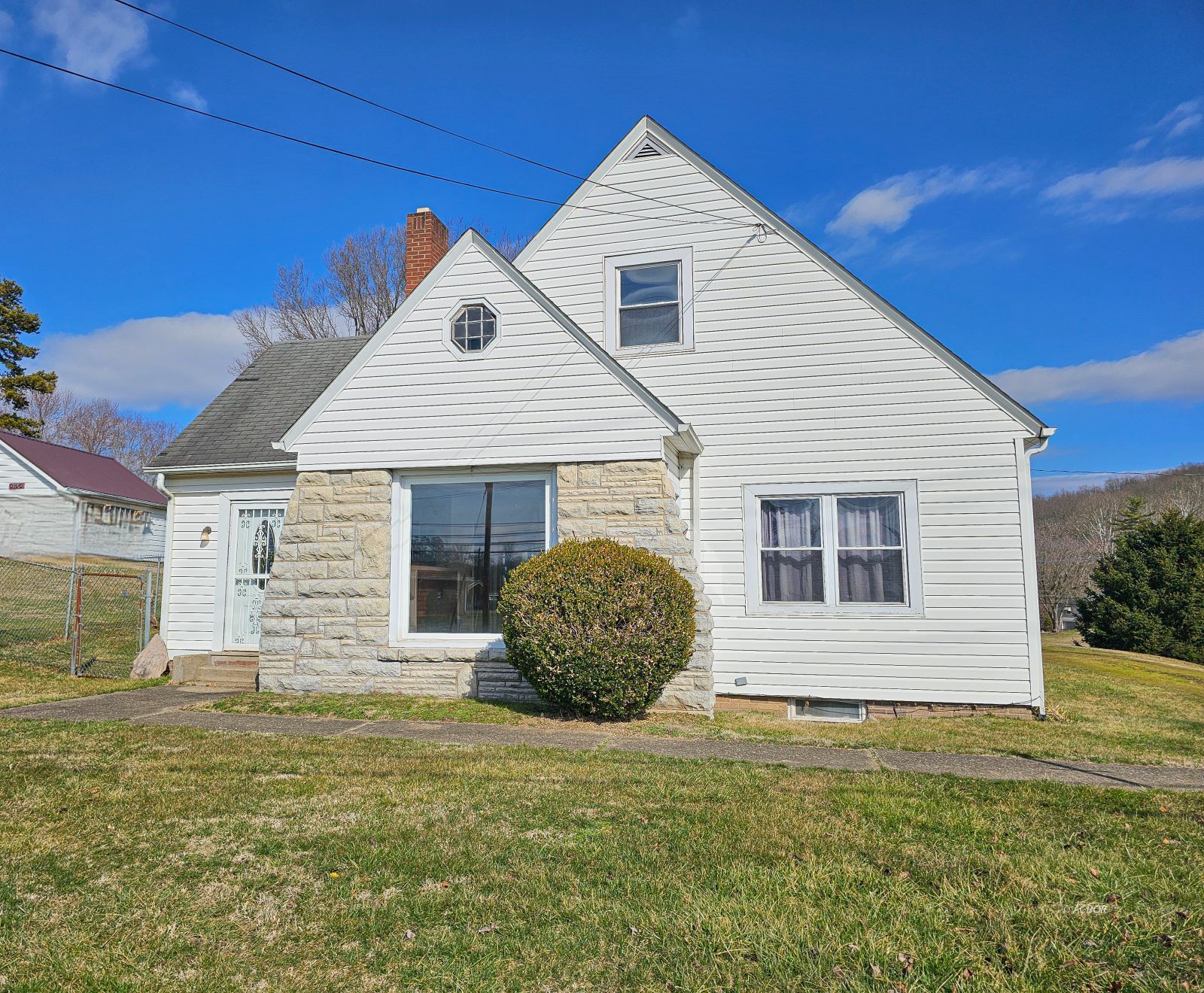 1614 State Route 160, Gallipolis, OH 45631 - See Est. Value, Schools & More