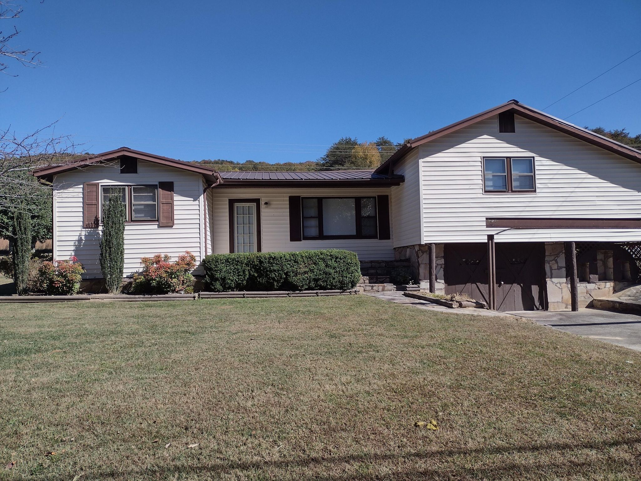 10179 Brockdell Rd, Pikeville, TN 37367 - See Est. Value, Schools & More