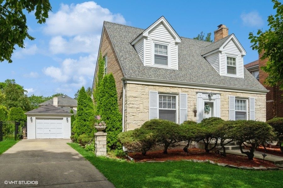 6266 N Leona Ave, Chicago, IL 60646 - See Est. Value, Schools & More