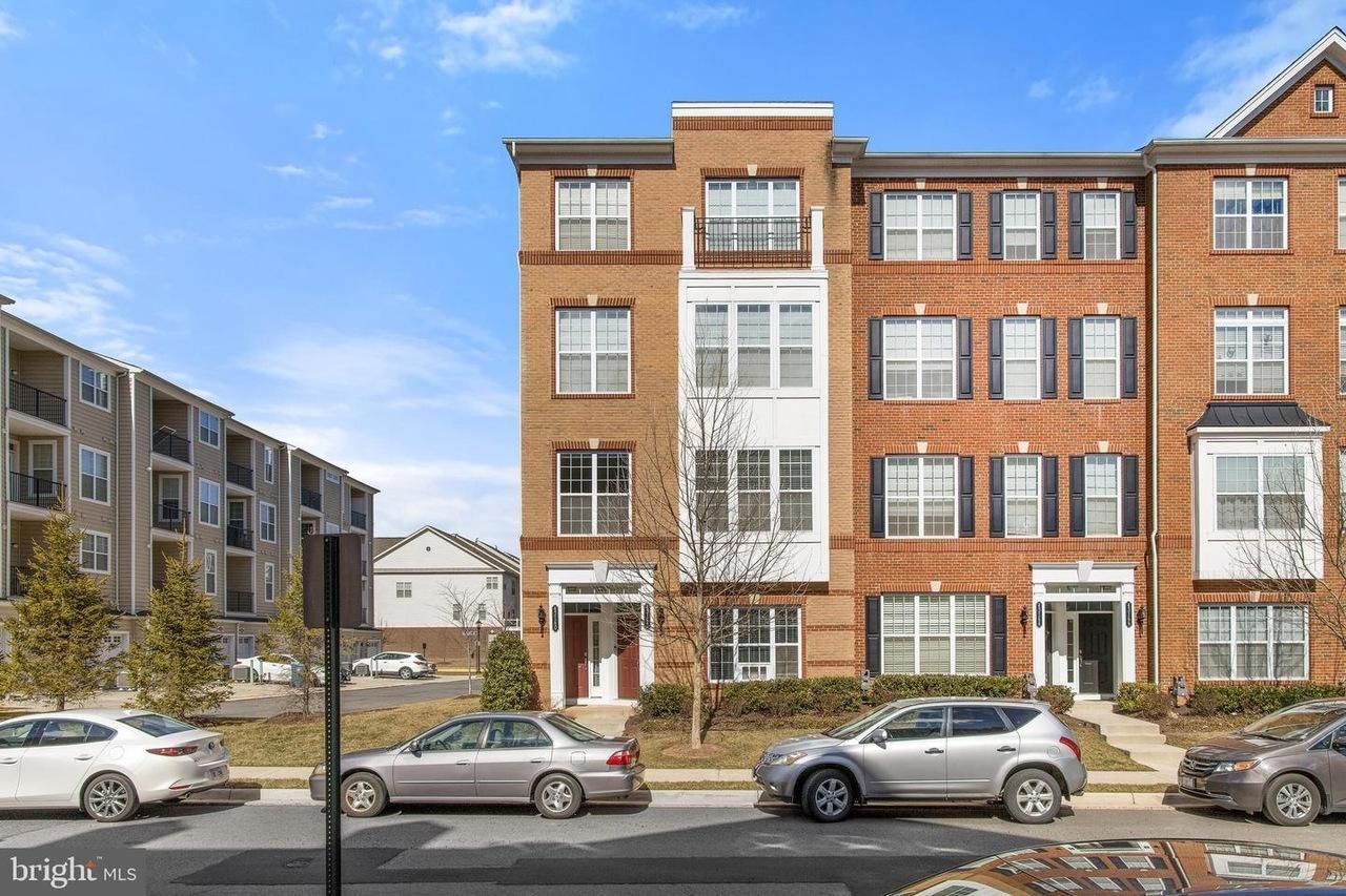 43162 Wealdstone Ter, Ashburn, VA 20148 - See Est. Value, Schools & More