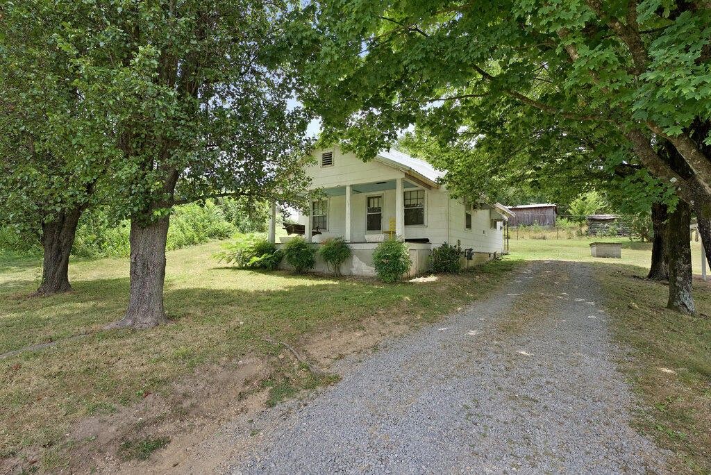 8334 Rhea County Hwy, Dayton, TN 37321 - See Est. Value, Schools & More