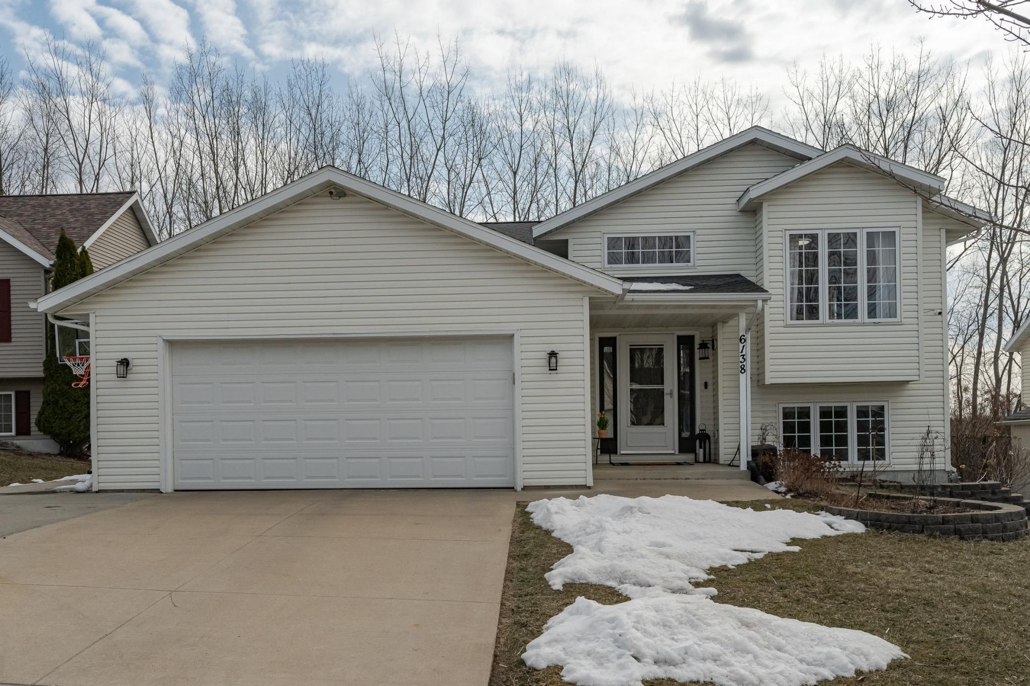 6138 Jonathan Ln NW, Rochester, MN 55901 - See Est. Value, Schools & More