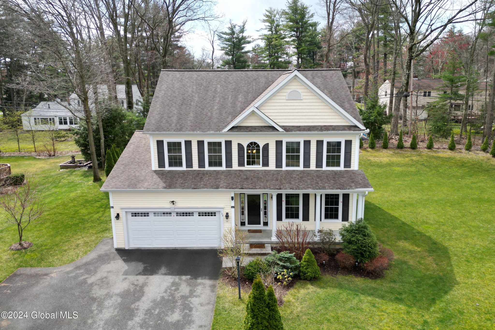 132 Denise Drive, Niskayuna, NY 12309 - See Est. Value, Schools & More