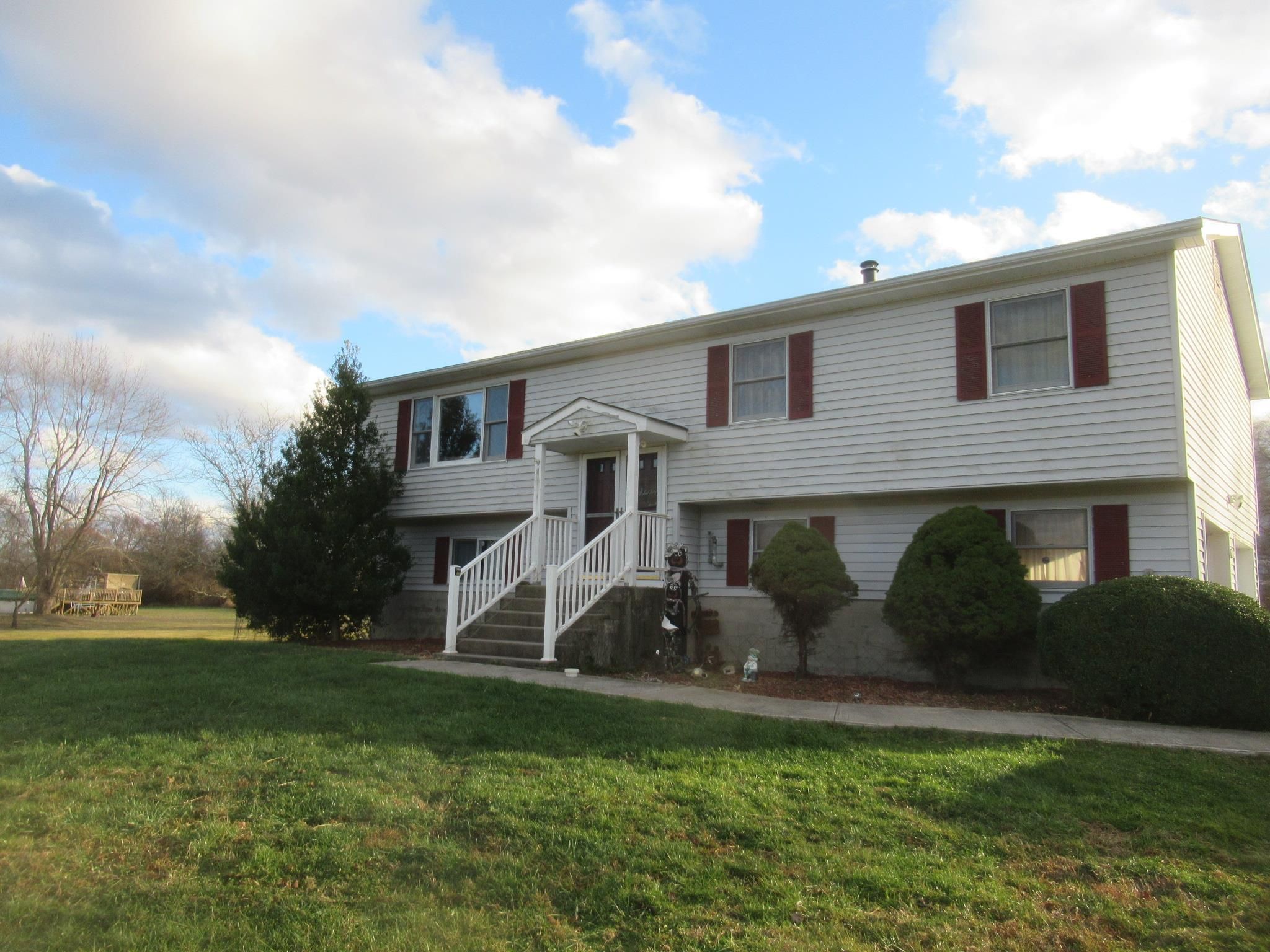 22 River Glen Road, Shawangunk, NY 12589 - See Est. Value, Schools & More