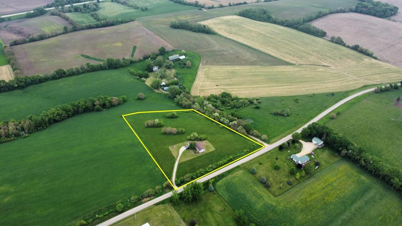 W3552 Middle Juda Road, Juda, WI 53550 - See Est. Value, Schools & More