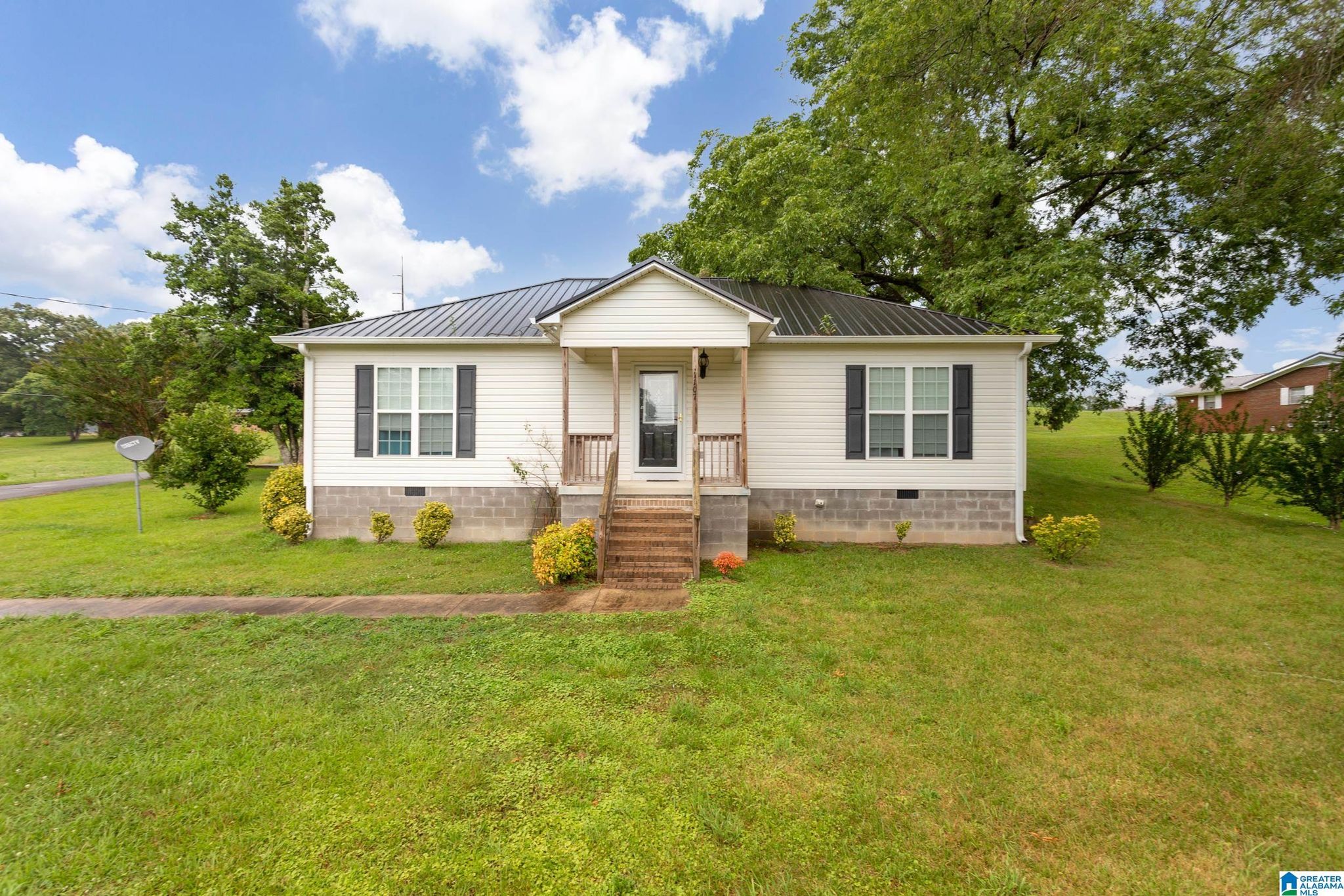 1107 Russell Dr, Weaver, AL 36277 | Trulia