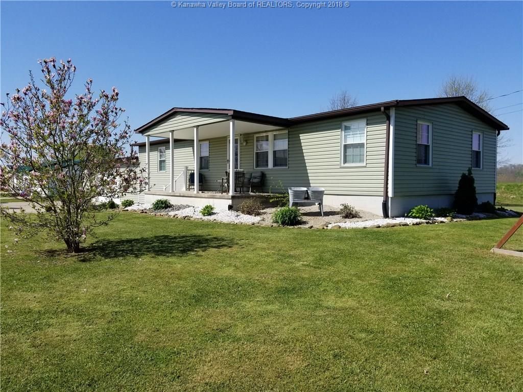 654 Plymale Ln, Gallipolis Ferry, WV 25515 - See Est. Value, Schools & More