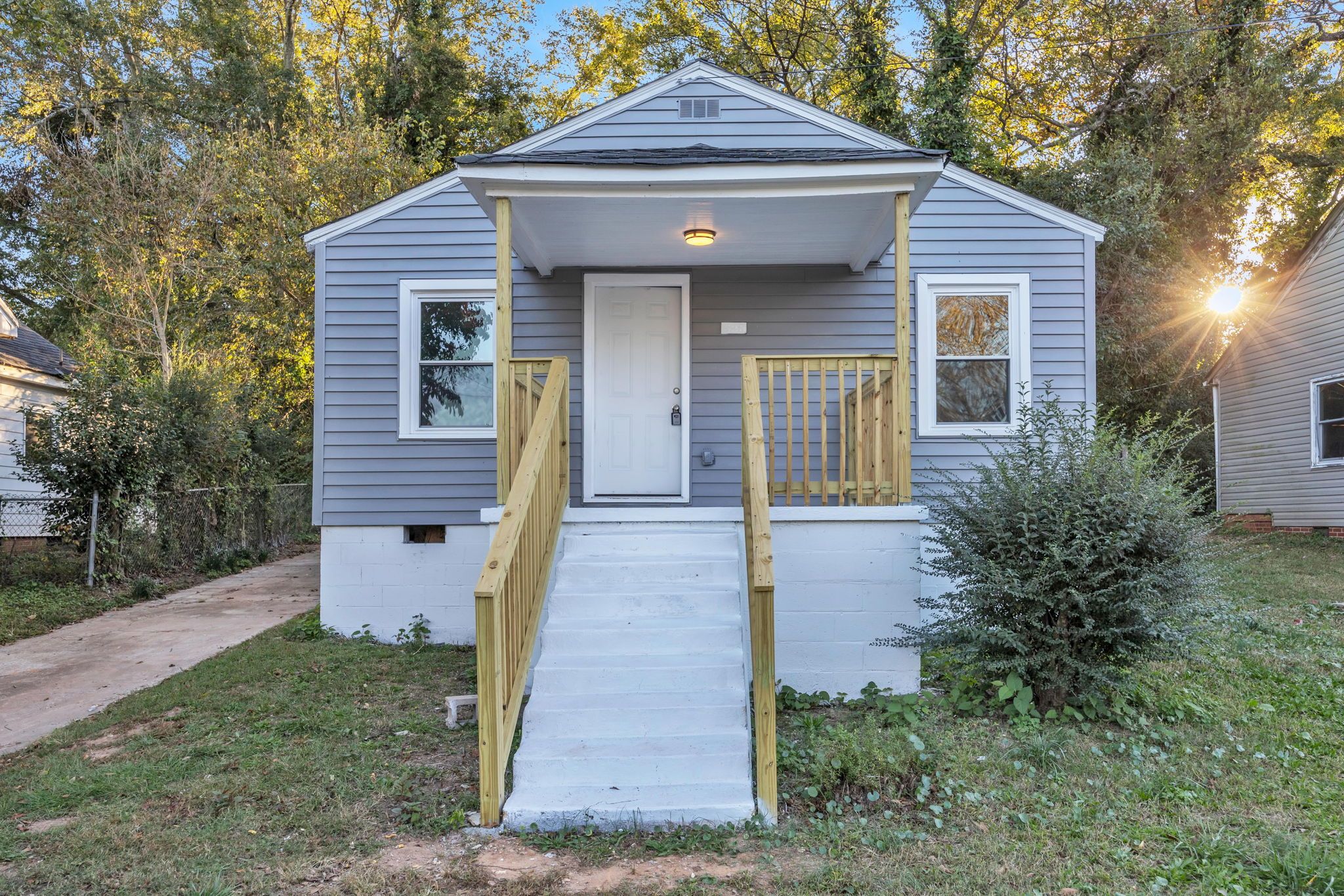 528 Salem St, Anderson, SC 29624 - See Est. Value, Schools & More