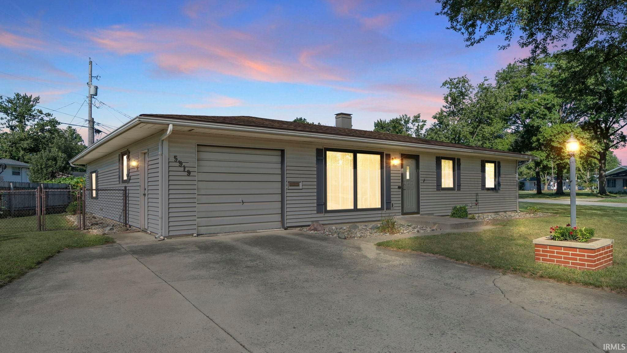 5919 Dartmouth Dr, Fort Wayne, IN 46825 - See Est. Value, Schools & More