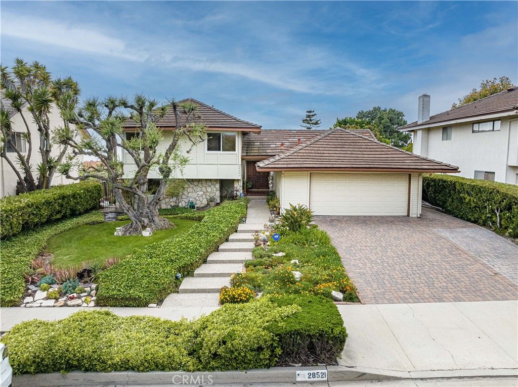 28521 Covecrest Dr, Rancho Palos Verdes, CA 90275 - See Est. Value ...