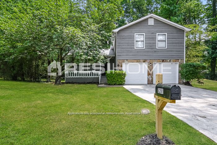 5281 Tracy Ct, Stone Mountain, GA 30083 - See Est. Value, Schools & More