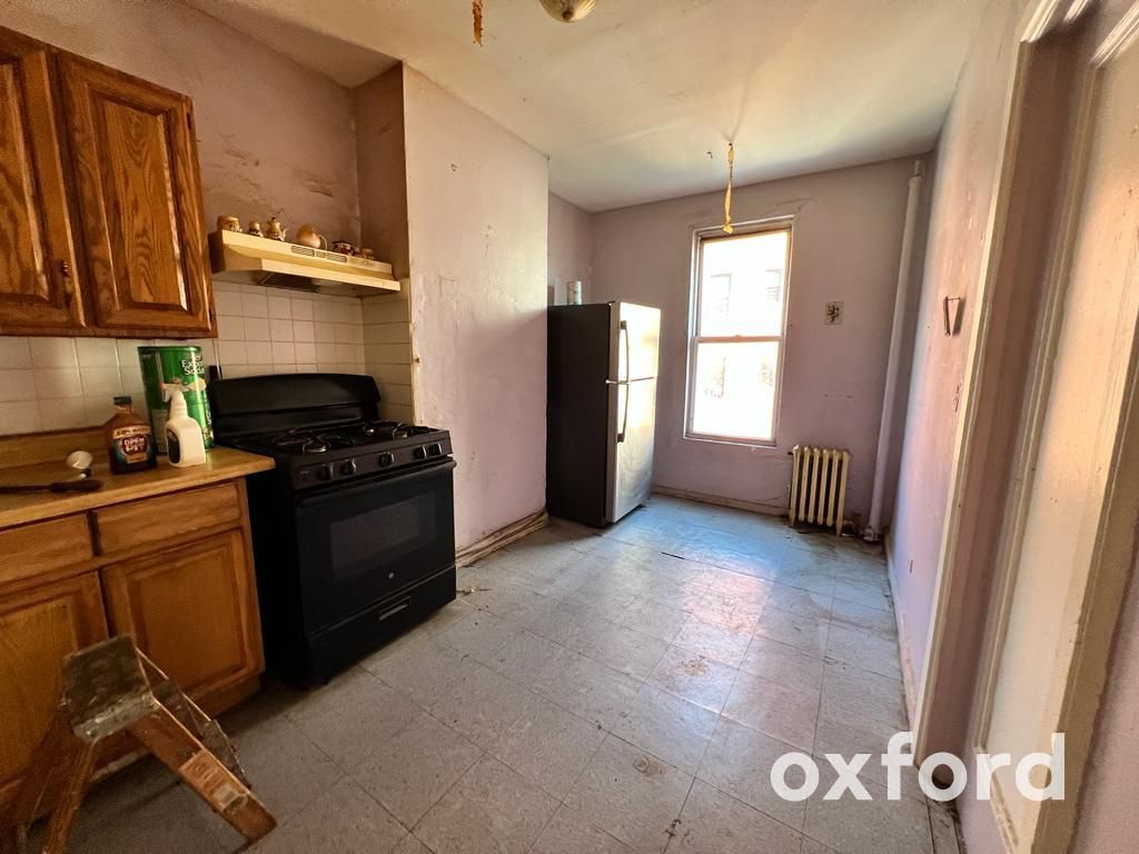 886 Faile St, Bronx, NY 10474 | Trulia