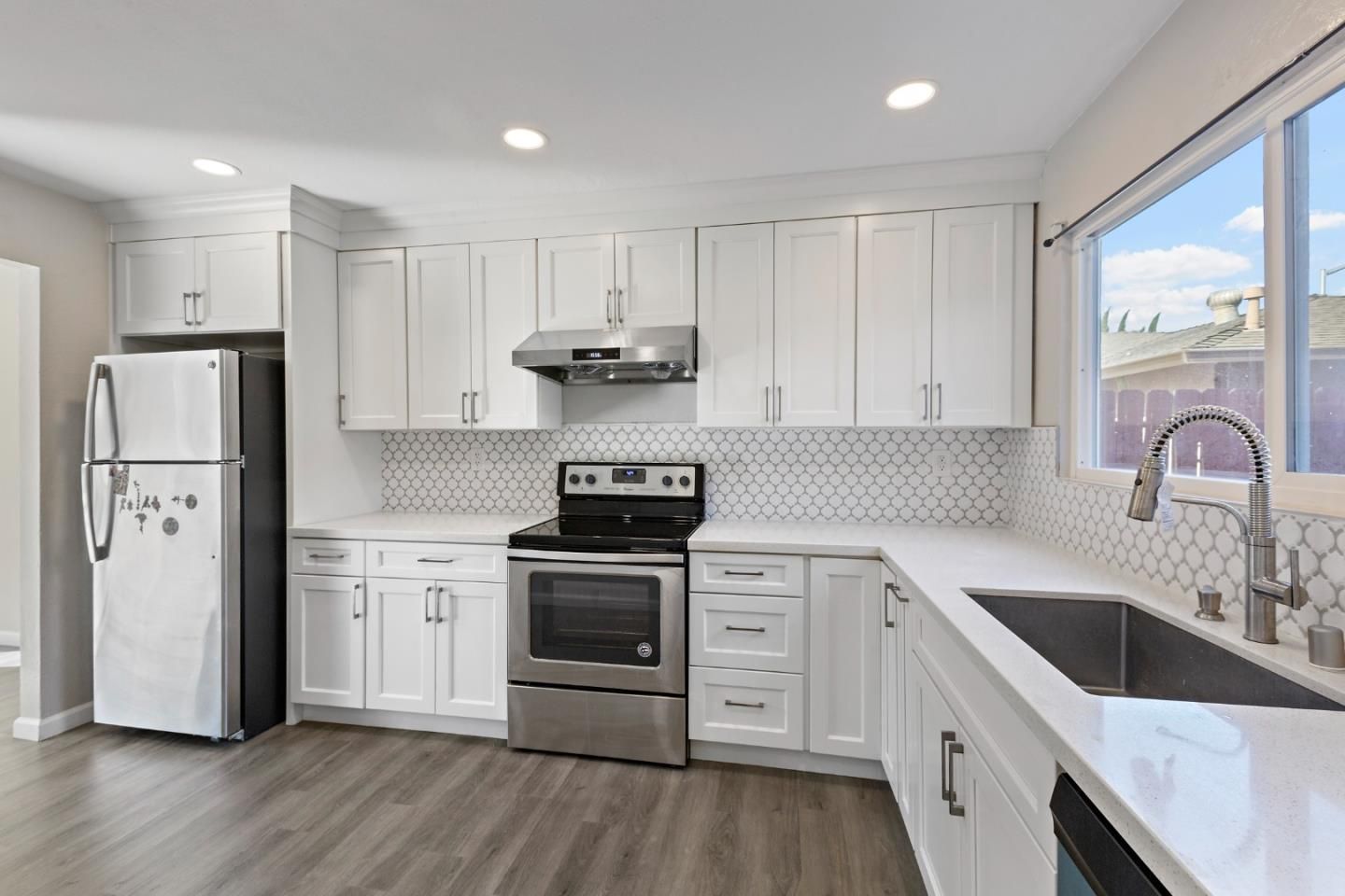 2218 Mandarin Way, Antioch, CA 94509 - See Est. Value, Schools & More