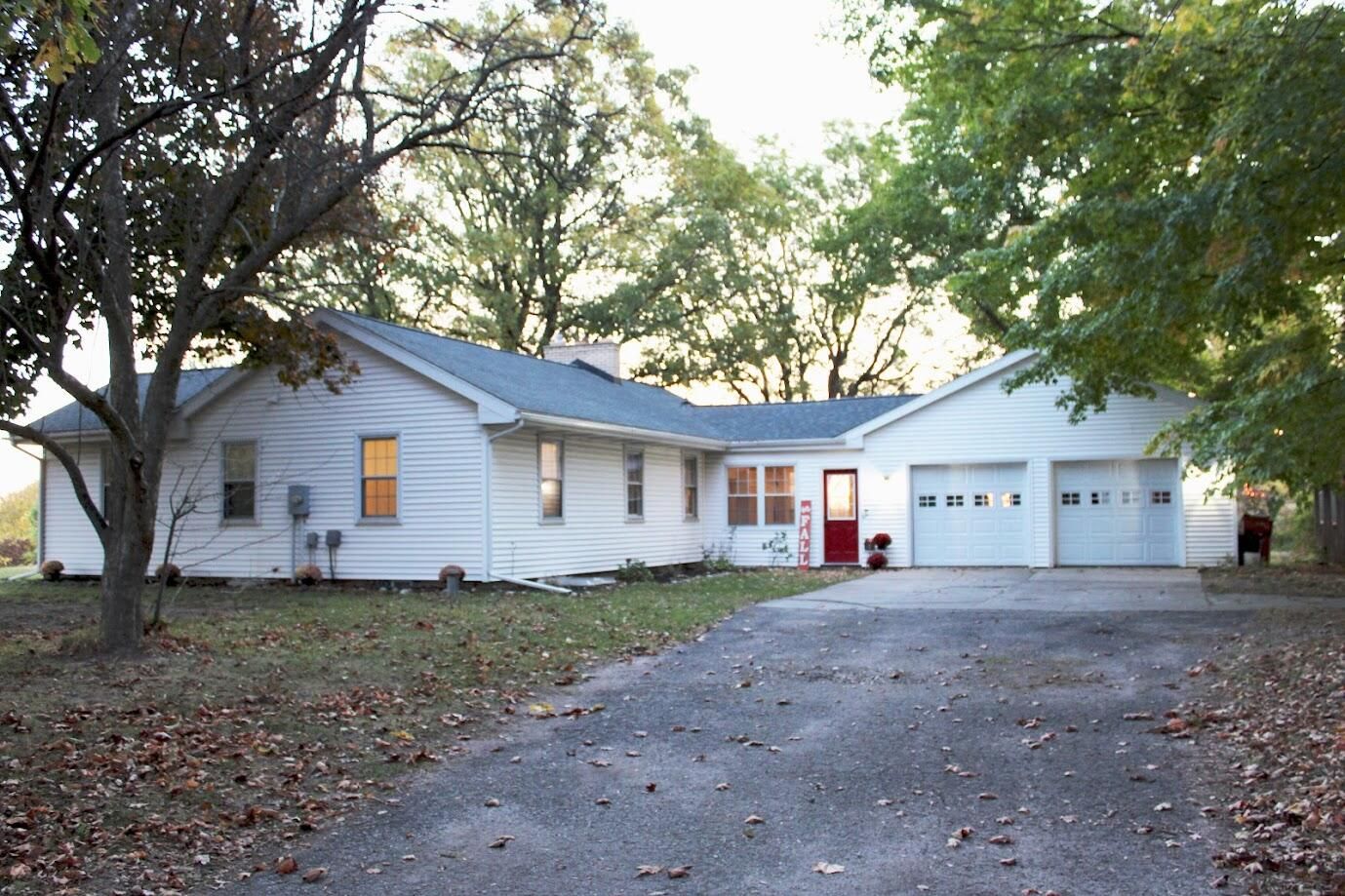 8610 Sparta Ave NW, Sparta, MI 49345 - See Est. Value, Schools & More