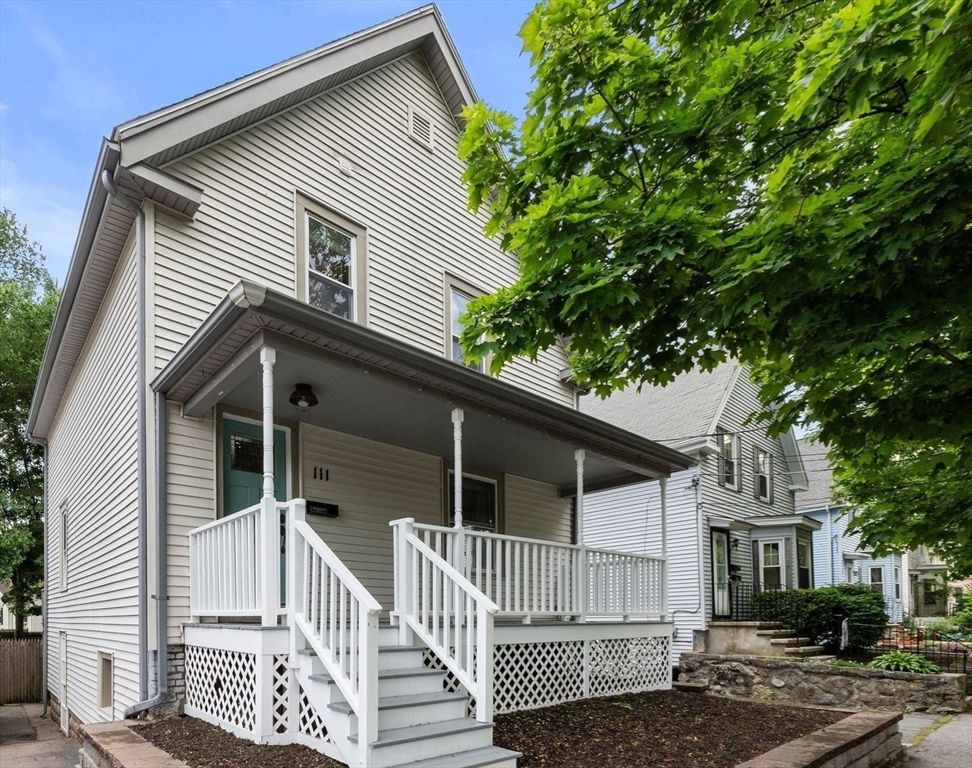 111 Green St, Reading, MA 01867 - See Est. Value, Schools & More