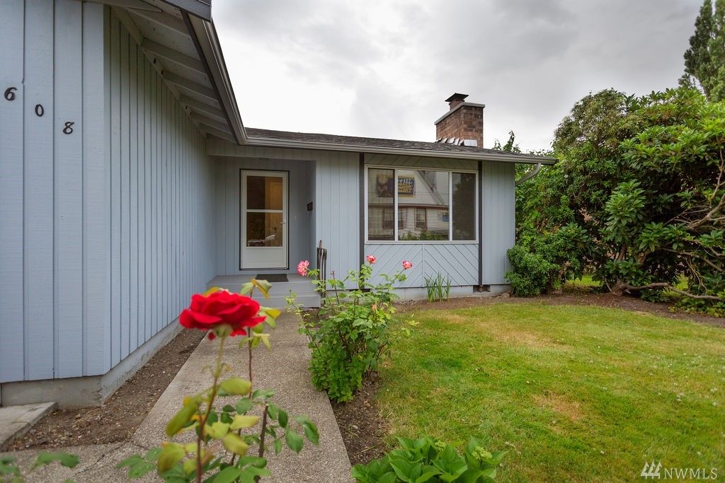 608 Alder Ave, Sumner, WA 98390 - See Est. Value, Schools & More