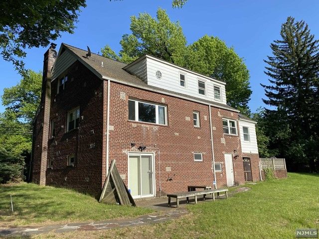 595 Knickerbocker Rd, Tenafly, NJ 07670 | Trulia