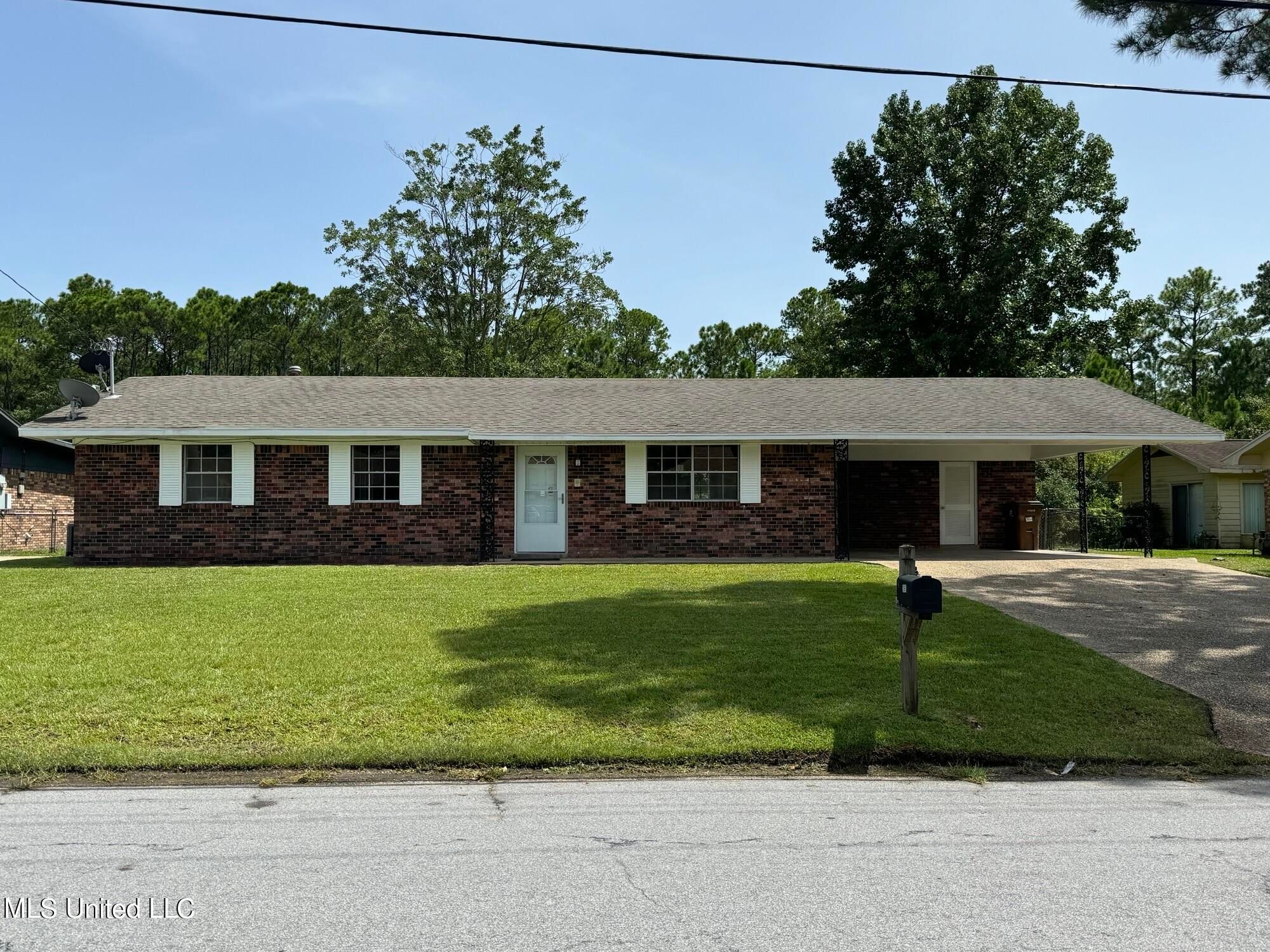 2165 Rustwood Dr, Biloxi, MS 39532 - See Est. Value, Schools & More
