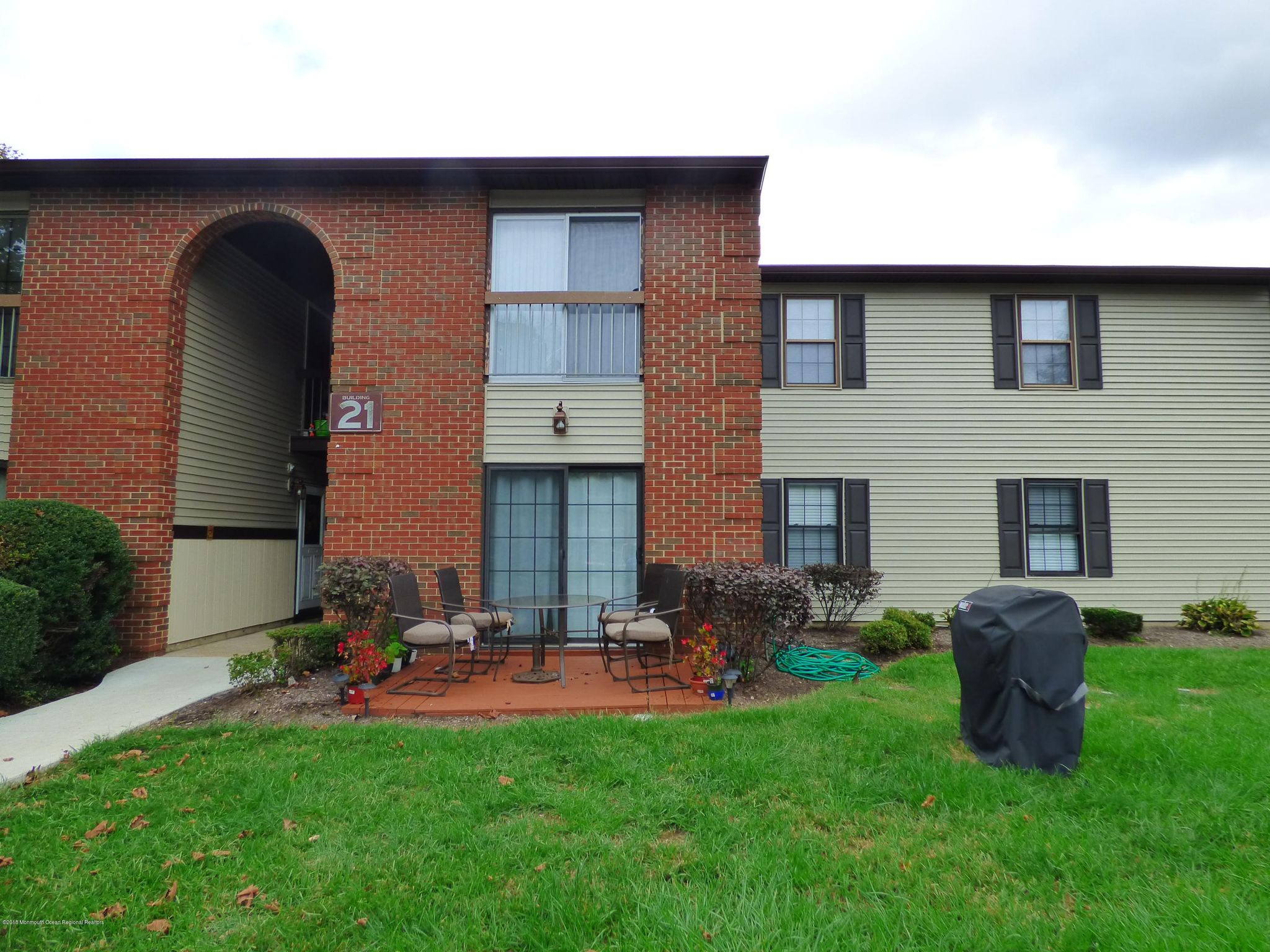 21 Augusta Ct #6, Freehold, NJ 07728 - See Est. Value, Schools & More