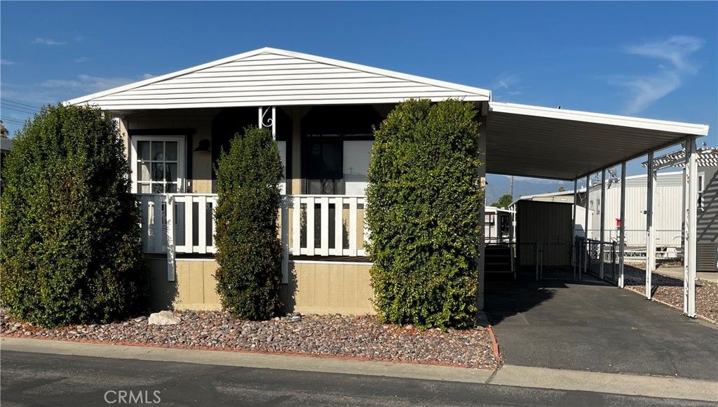 260 N Lyon Ave #26, Hemet, CA 92543 - See Est. Value, Schools & More