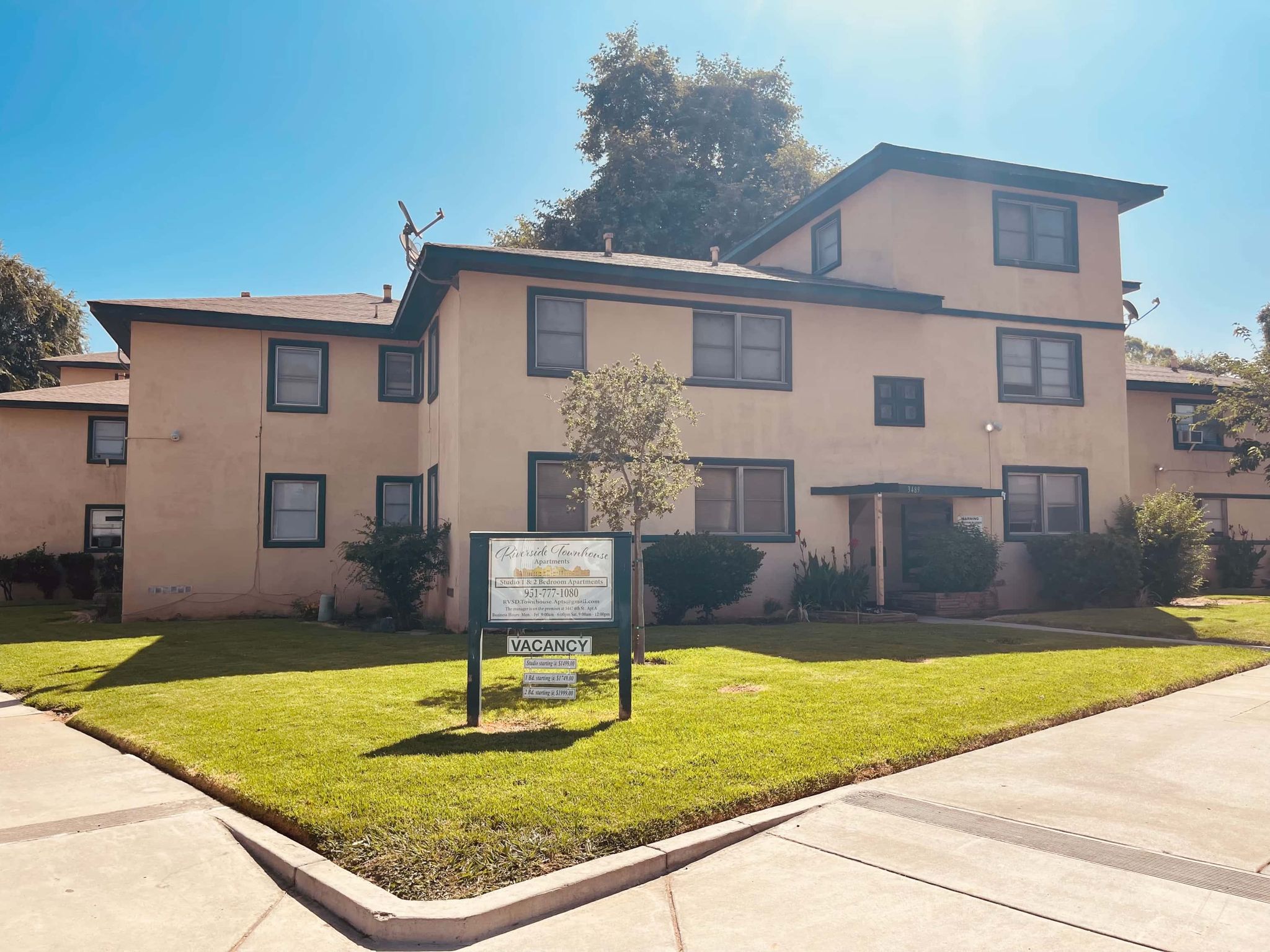 3447 6th St #3527A, Riverside, CA 92501 - See Est. Value, Schools & More