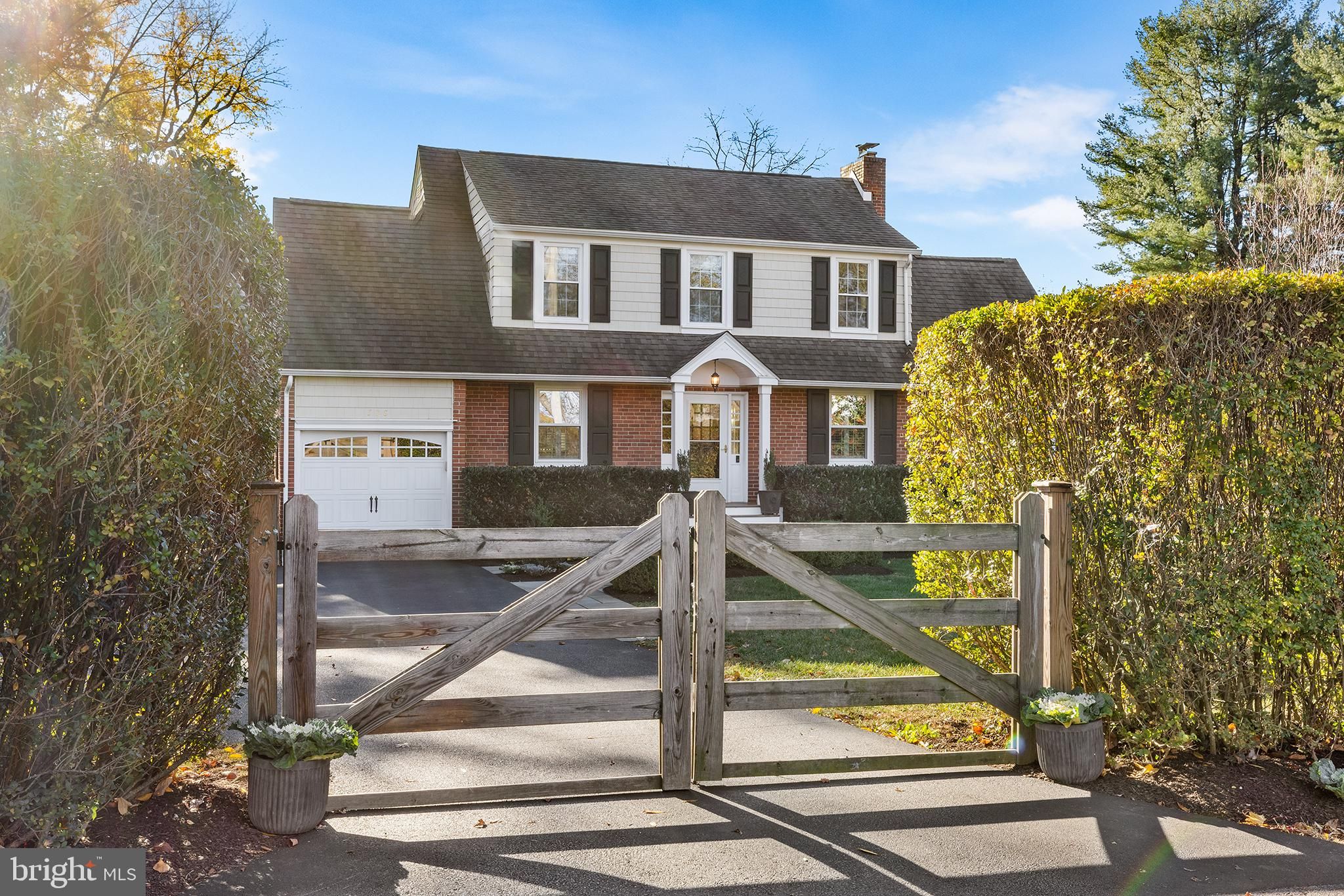 528 W Wayne Ave, Wayne, PA 19087 - See Est. Value, Schools & More