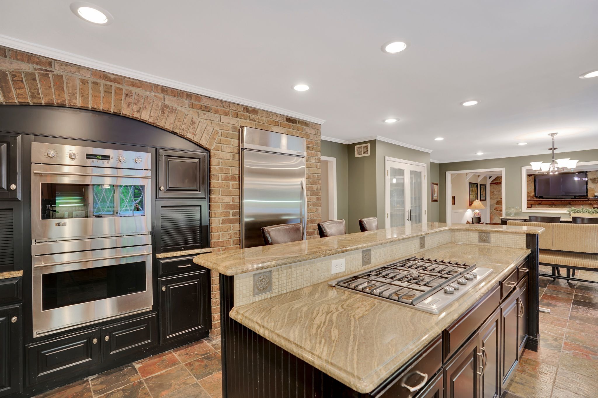 27 Berkshire Dr, Warren, NJ 07059 - See Est. Value, Schools & More