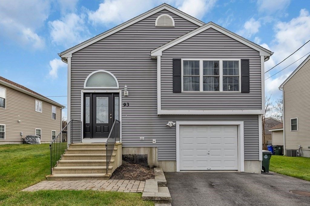 93 Commonwealth Ave, Fall River, MA 02721 - See Est. Value, Schools & More